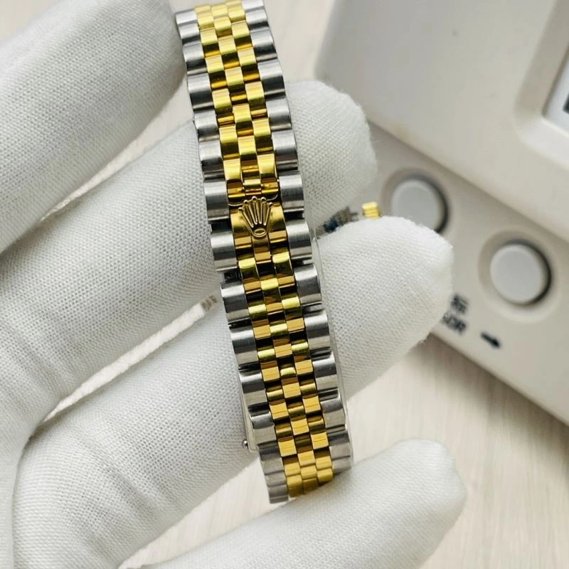 Indistinguishable ROLEX Watches