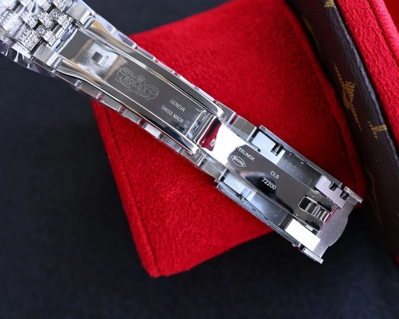 Indistinguishable ROLEX Watches