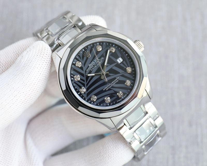 Indistinguishable ROLEX Watches