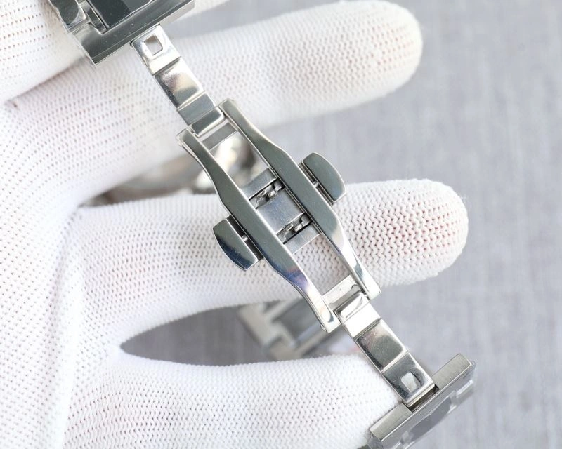 Indistinguishable ROLEX Watches