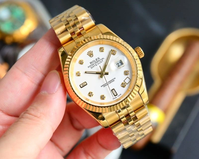 Indistinguishable ROLEX Watches