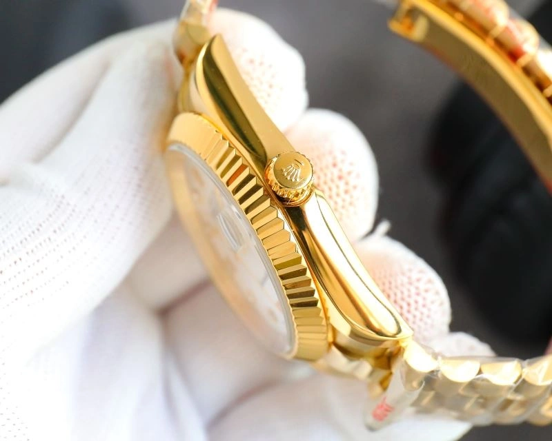 Indistinguishable ROLEX Watches