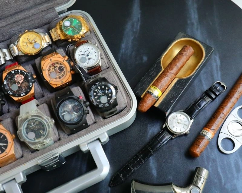 ROLEX Watches
