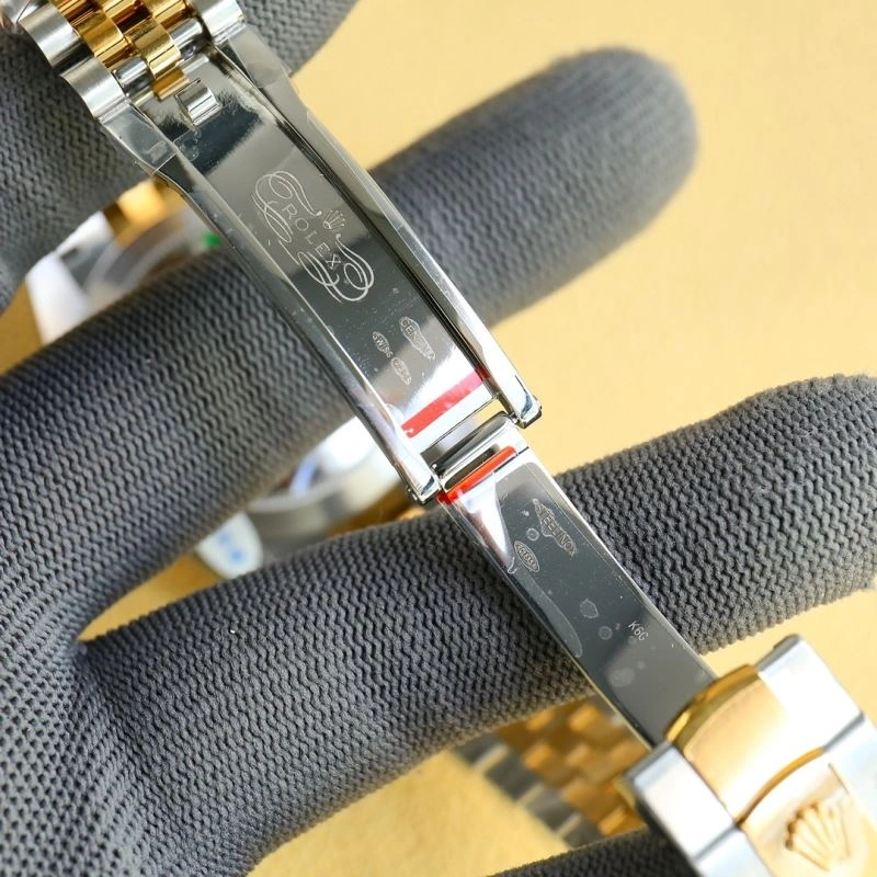Indistinguishable ROLEX Watches