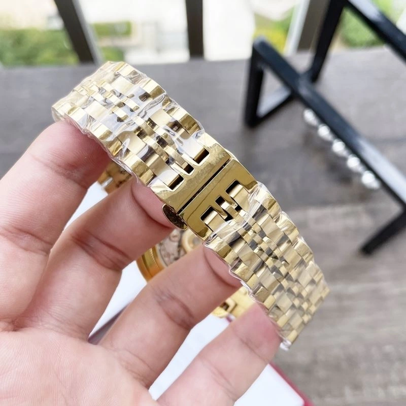 Indistinguishable ROLEX Watches