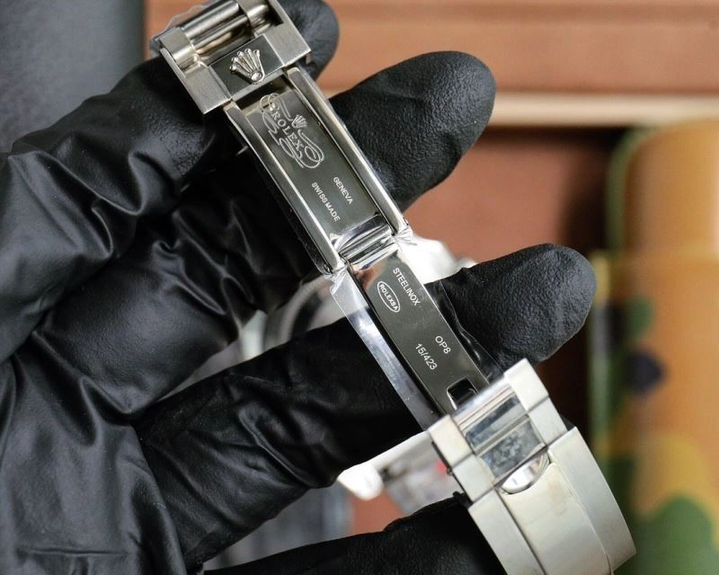 Indistinguishable ROLEX Watches