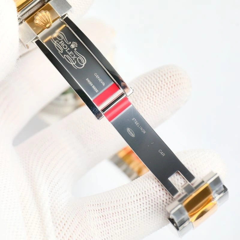 Indistinguishable ROLEX Watches