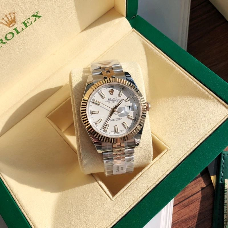 Indistinguishable ROLEX Watches