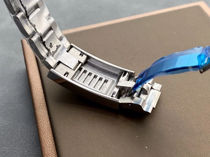 Low-cost ROLEX Watches
