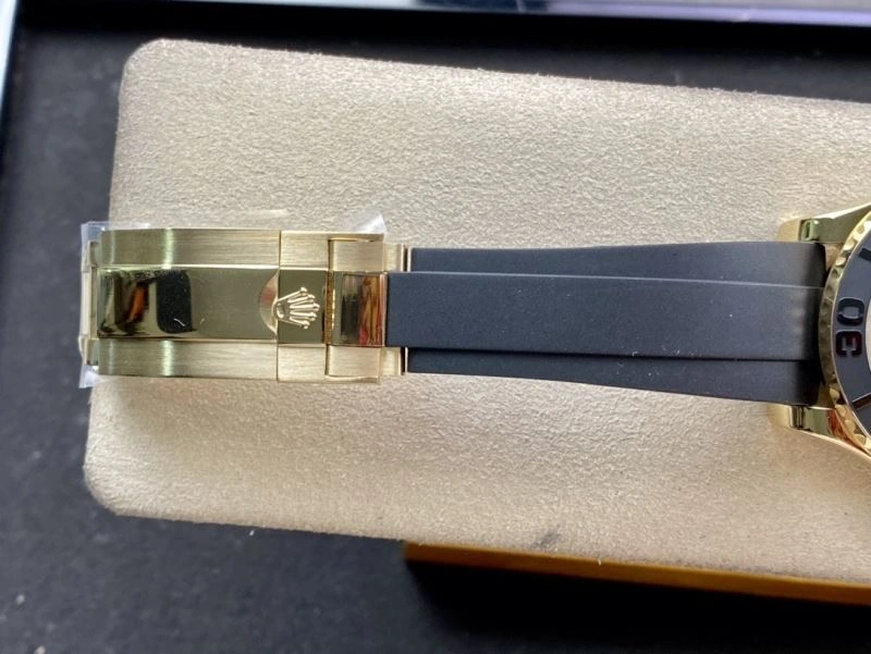 Indistinguishable ROLEX Watches