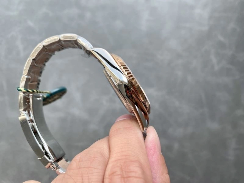 Accurate model ROLEX Watches