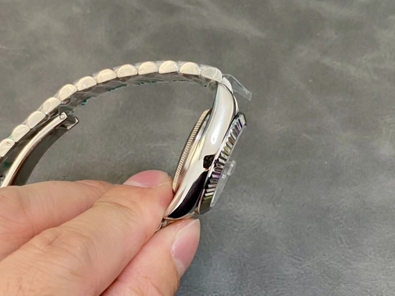Low-cost ROLEX Watches