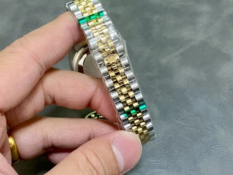 Low-cost ROLEX Watches