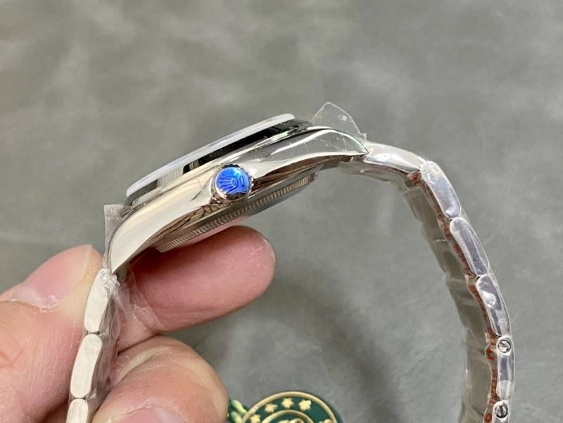 Indistinguishable ROLEX Watches