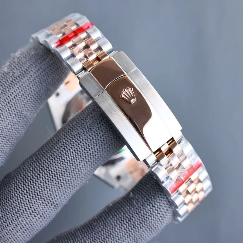 Indistinguishable ROLEX Watches
