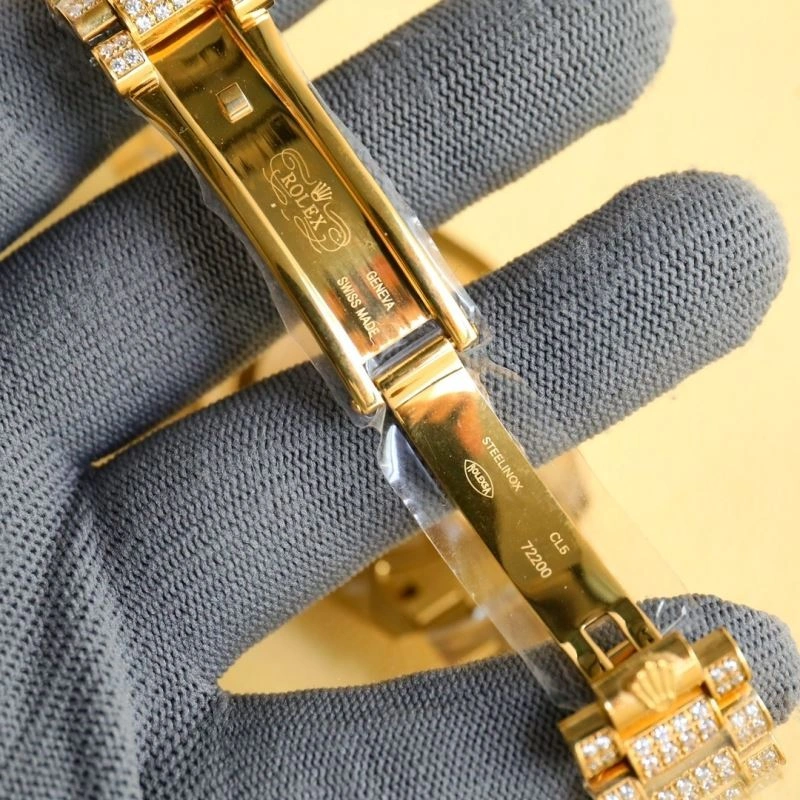 Indistinguishable ROLEX Watches
