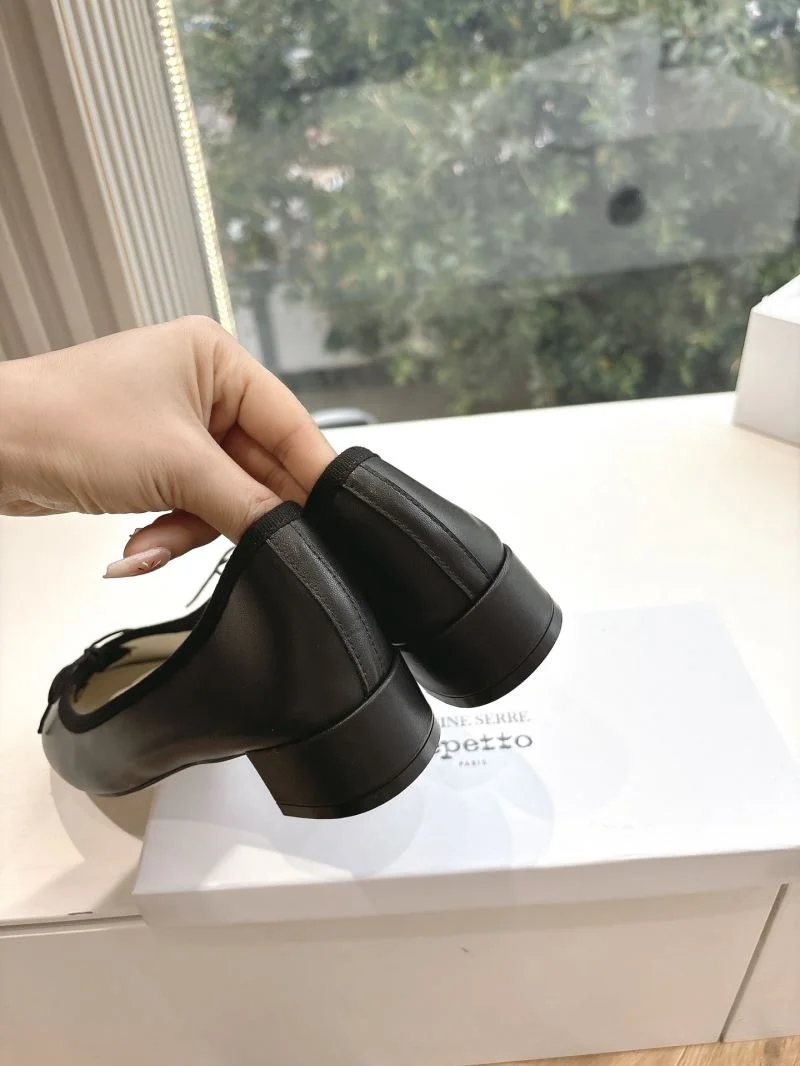 Top match Repetto Shoes