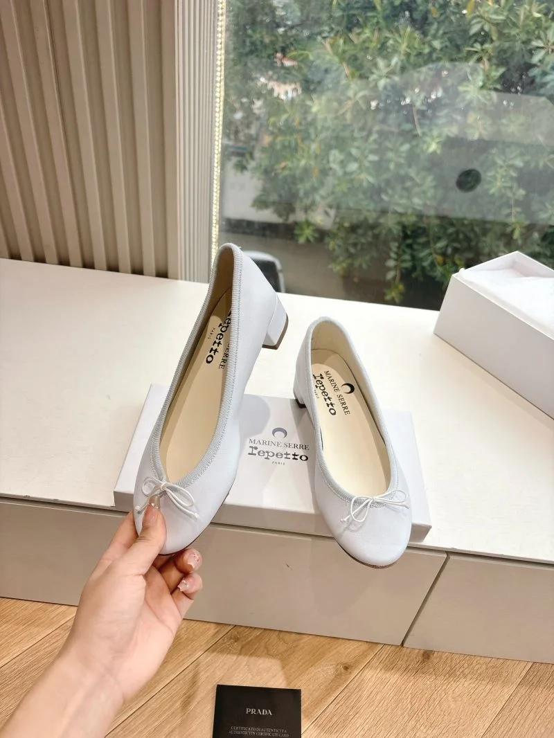 Precise copy Repetto Shoes