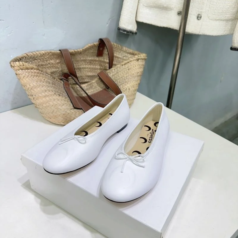 Exact replica Repetto Shoes