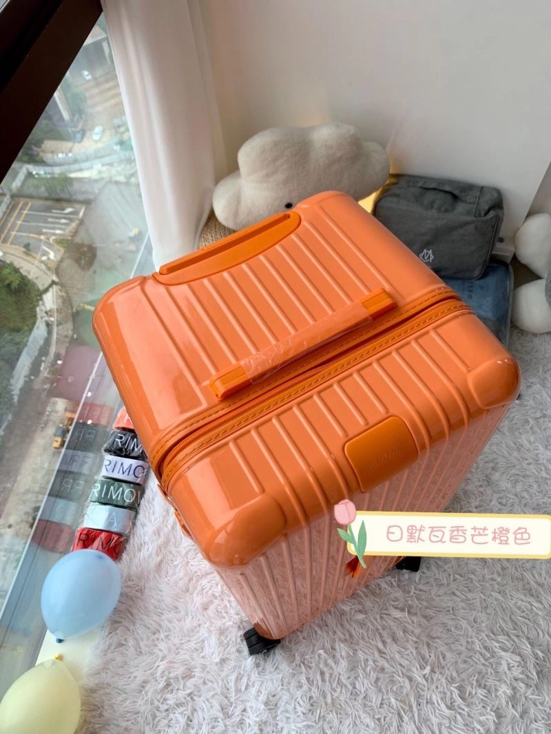 Top mirror Rimowa Suitcase