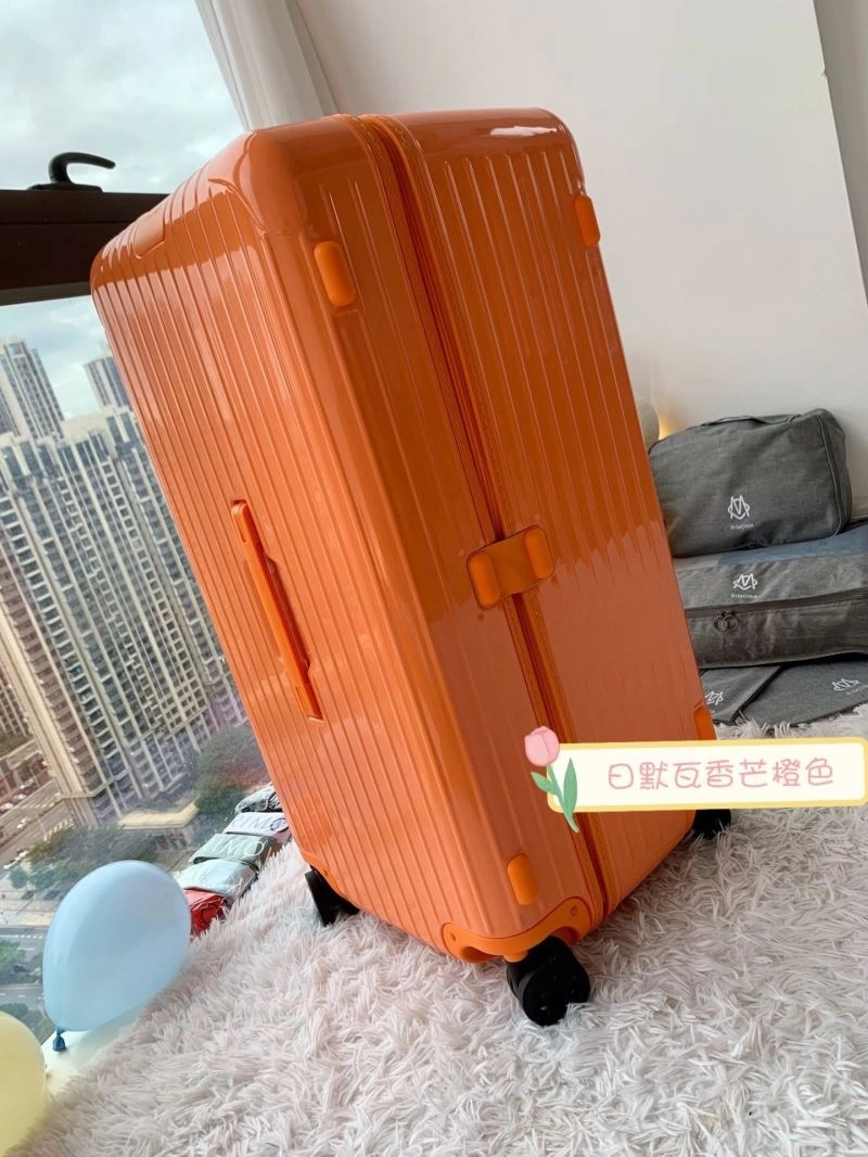 Top mirror Rimowa Suitcase