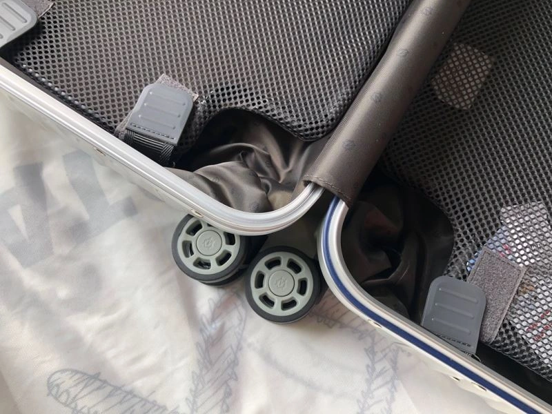 Exact replica Rimowa Suitcase