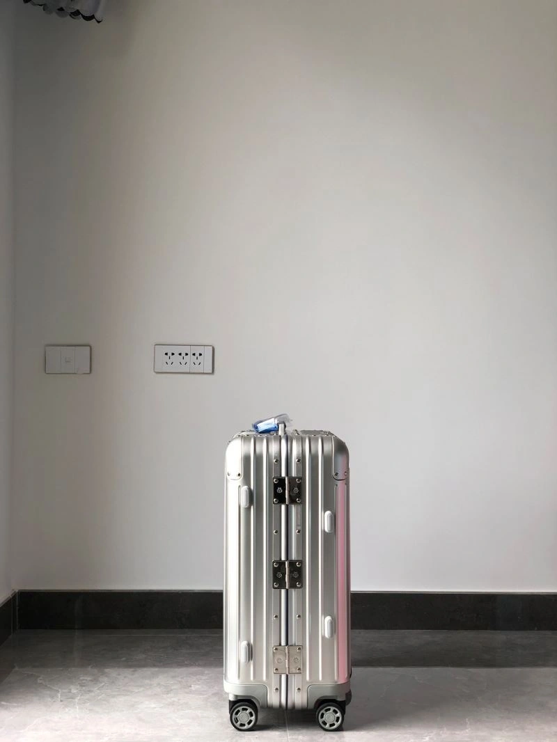 Factory-made Rimowa Suitcase