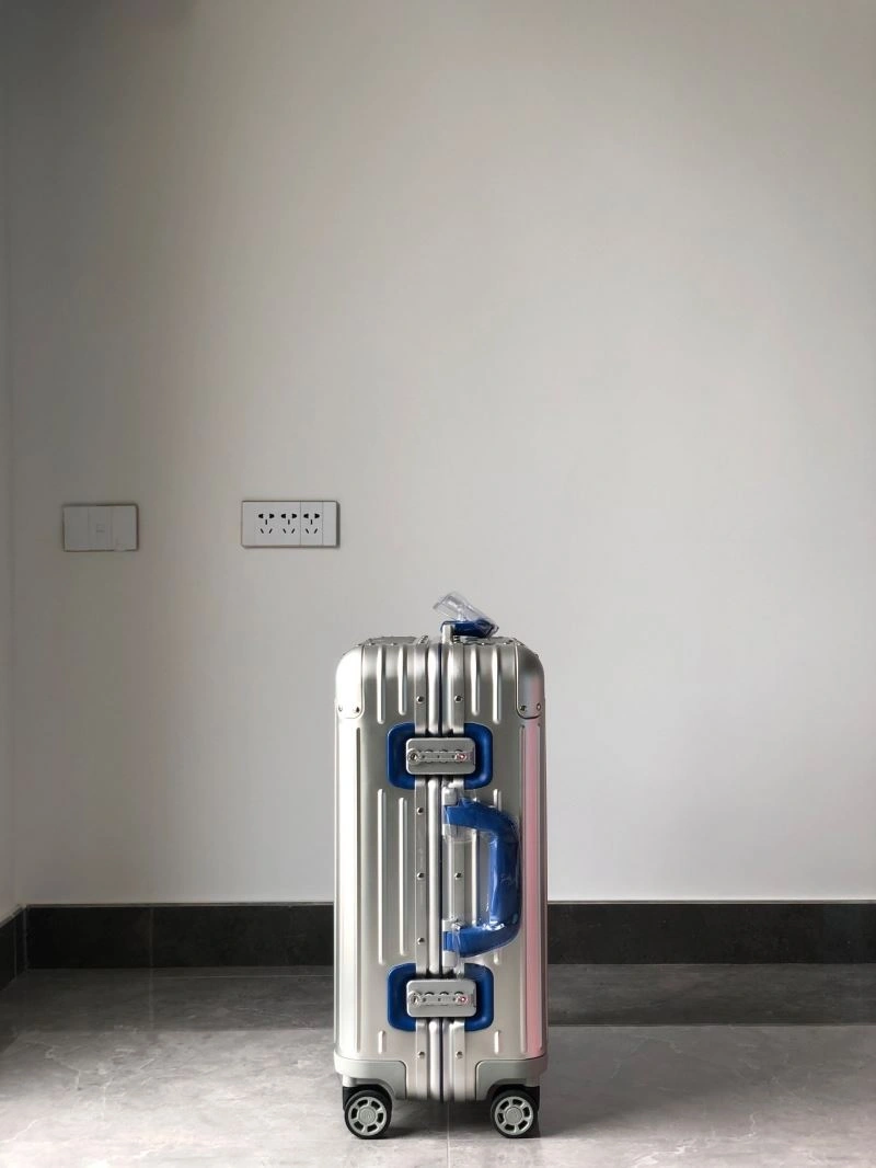 Factory-made Rimowa Suitcase
