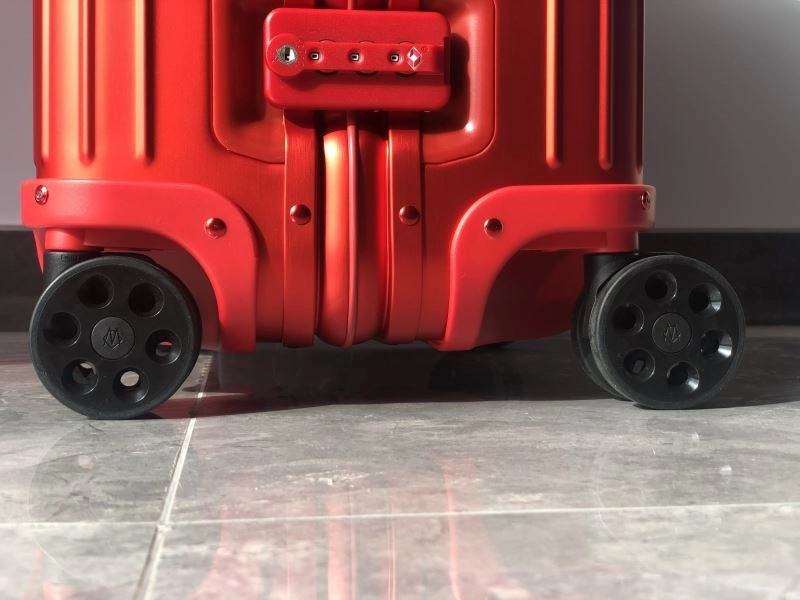Legit Rimowa Suitcase