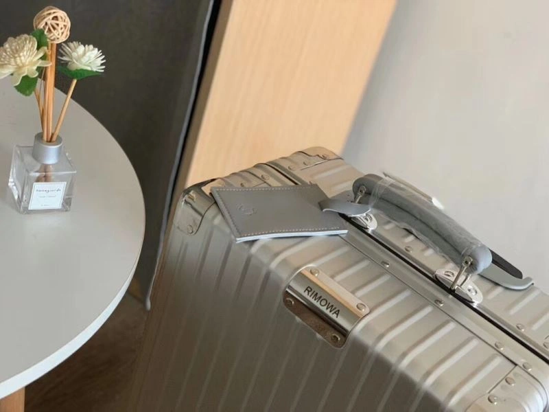 Accurate model Rimowa Suitcase