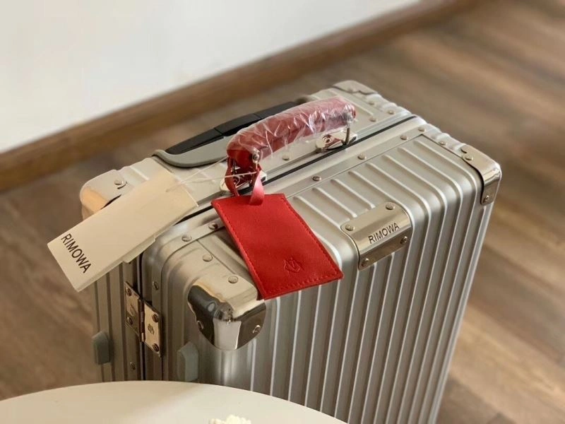 Perfect replica Rimowa Suitcase
