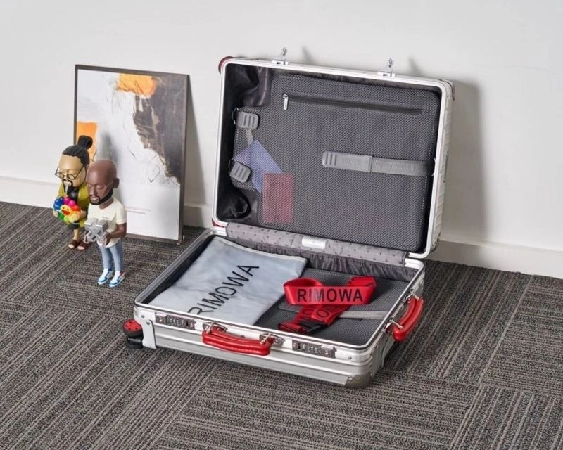 Reasonably priced Rimowa Suitcase