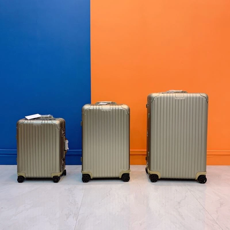 Cut-rate Rimowa Suitcase