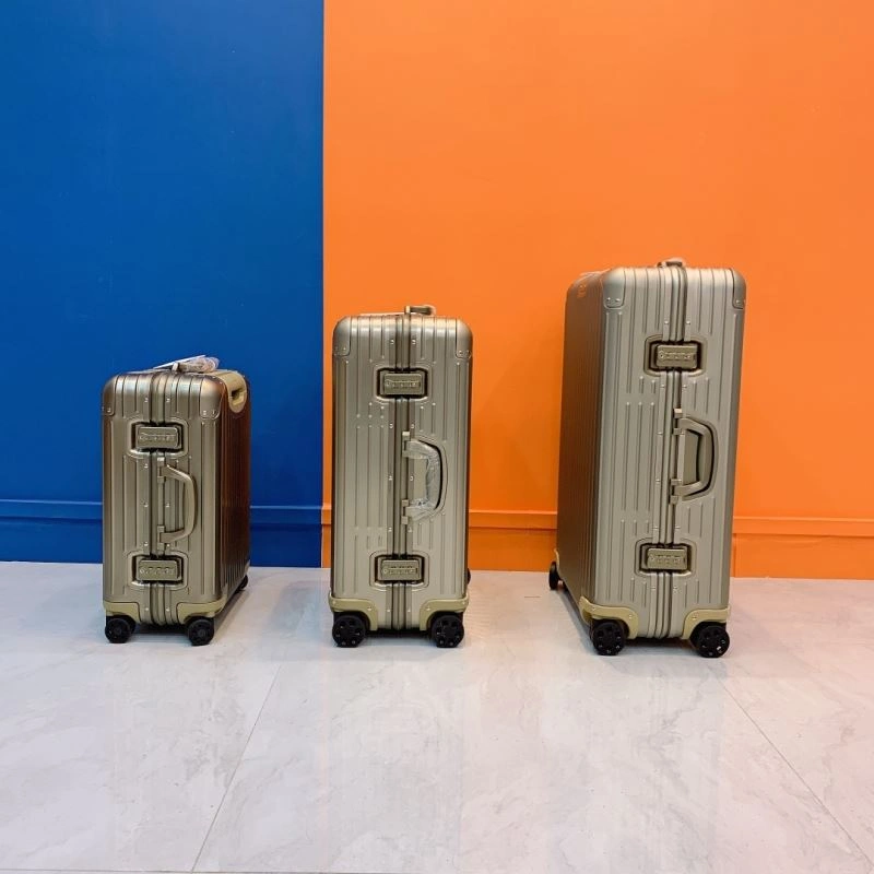 Cut-rate Rimowa Suitcase