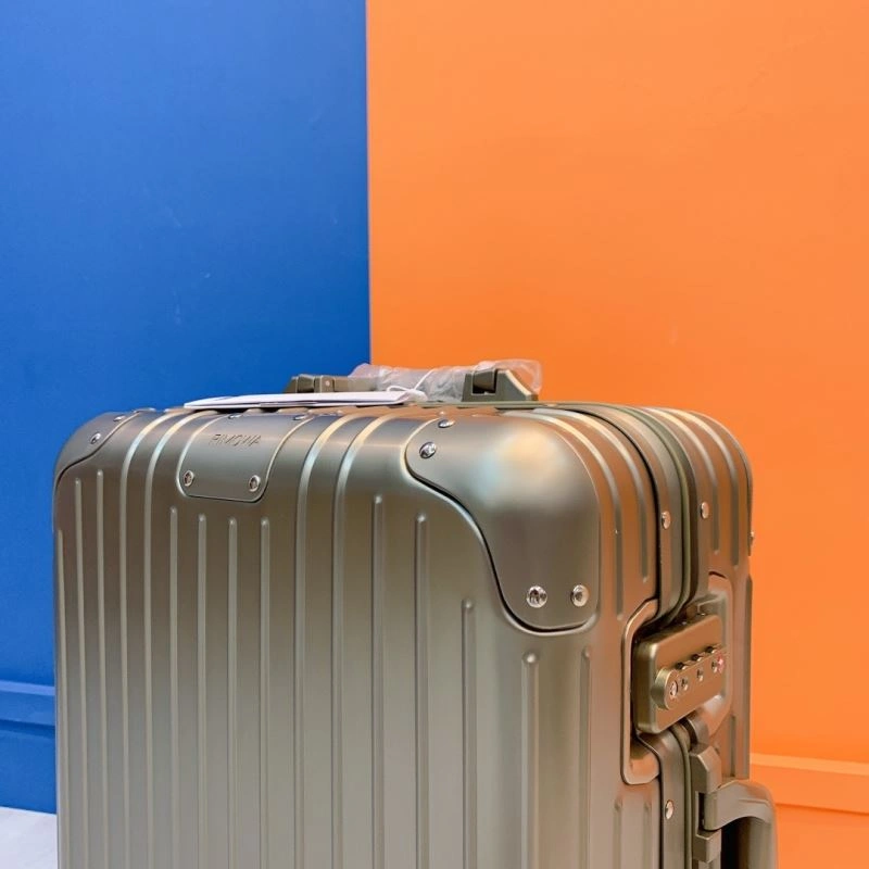 Cut-rate Rimowa Suitcase