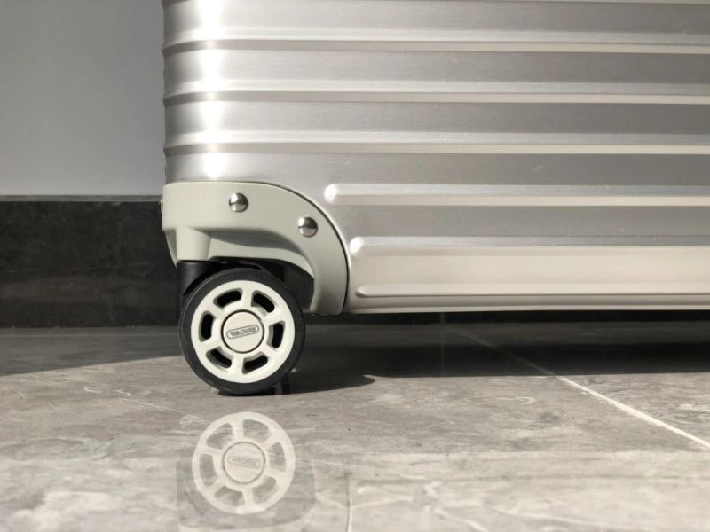 Accurate model Rimowa Suitcase