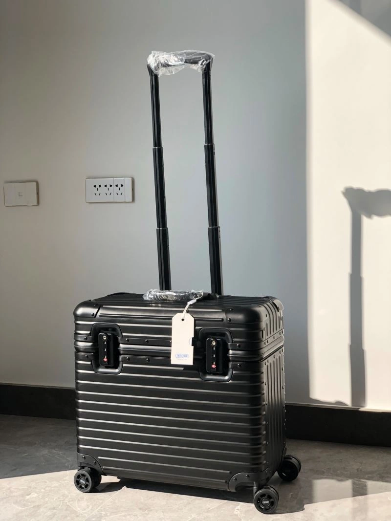 Indistinguishable Rimowa Suitcase