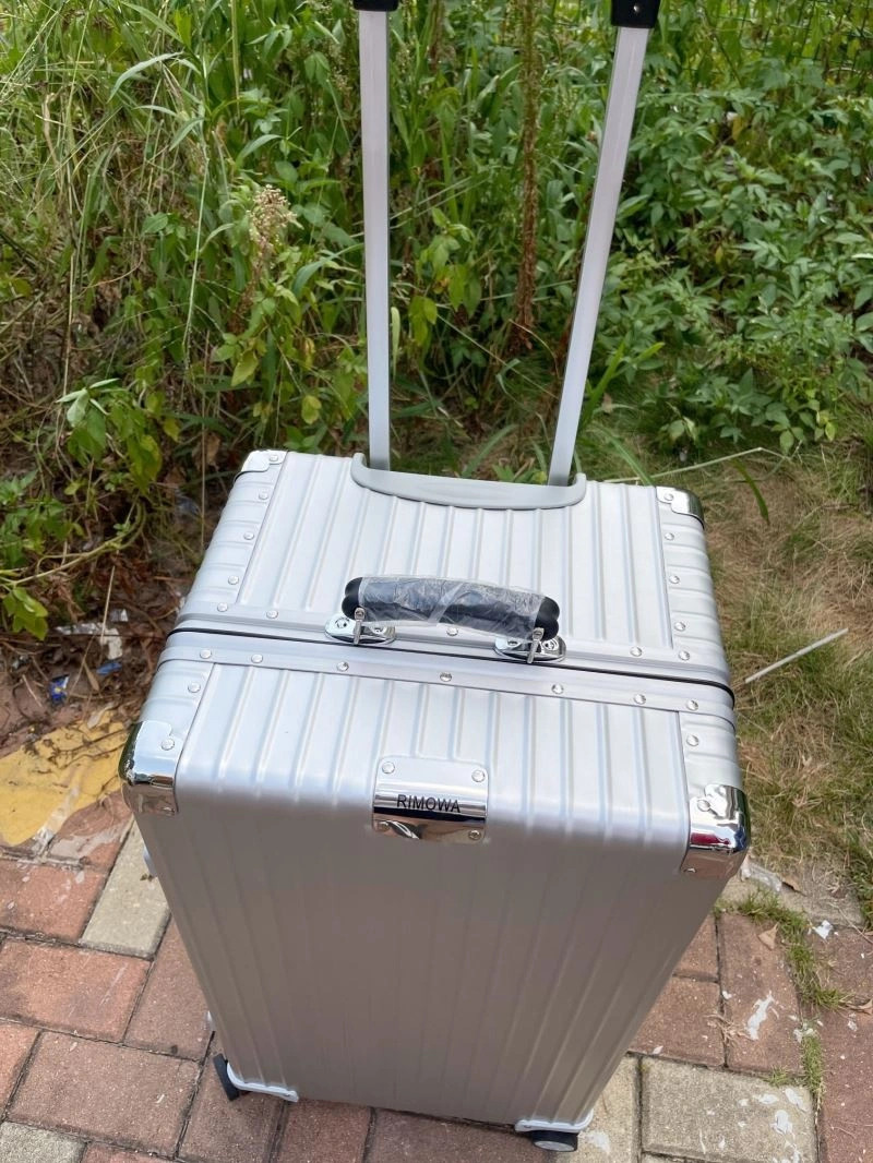 Indistinguishable Rimowa Suitcase