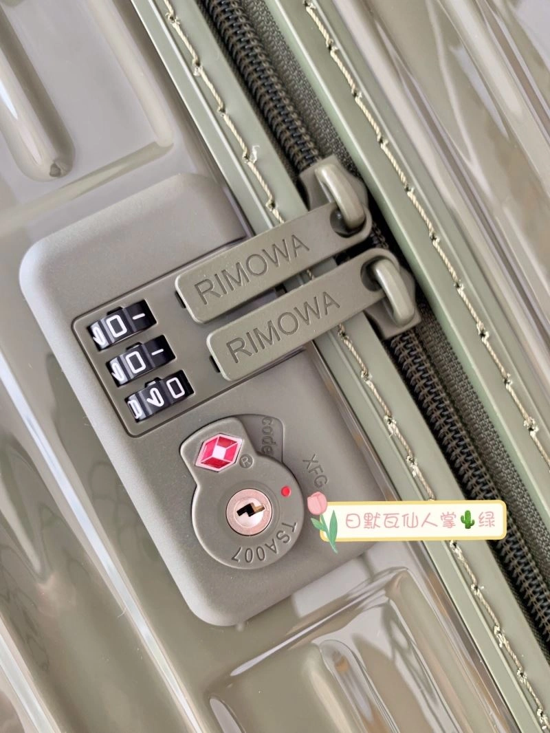 High accuracy Rimowa Suitcase