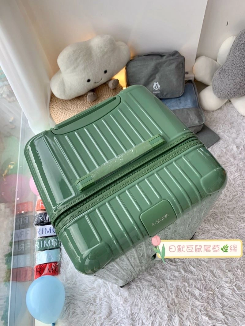 Accurate model Rimowa Suitcase