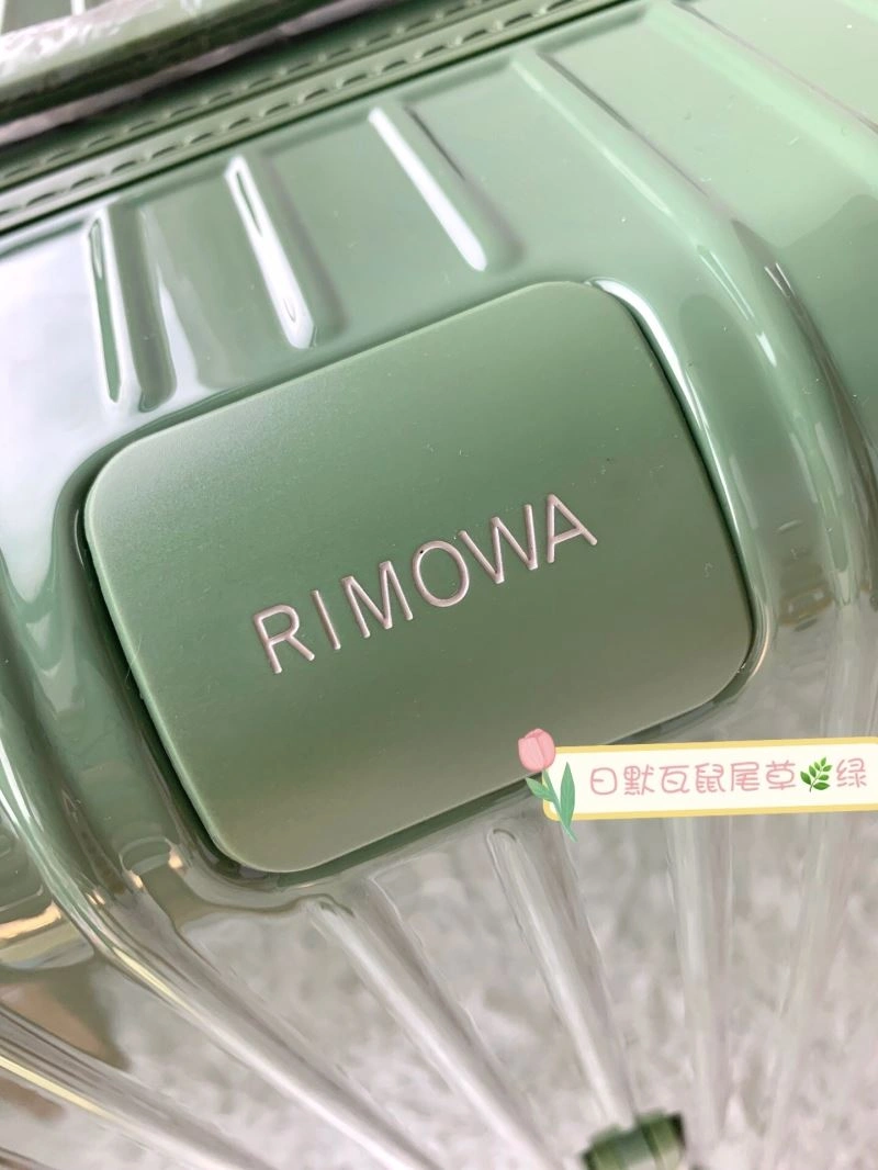 Accurate model Rimowa Suitcase