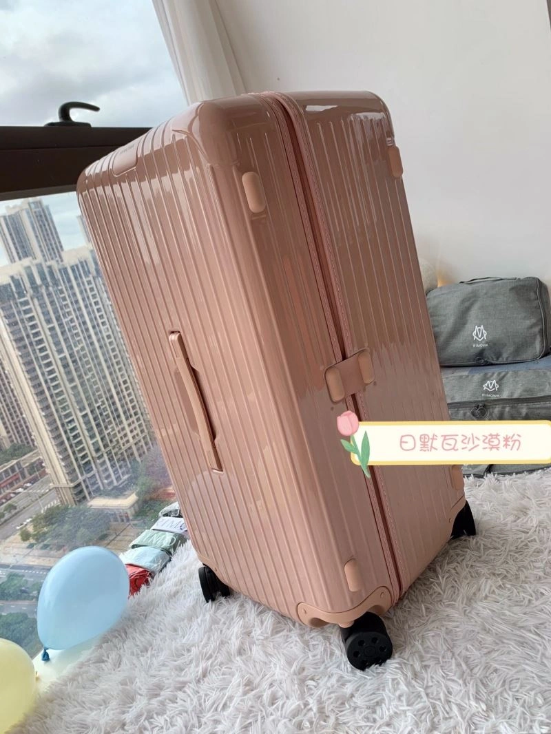 Reasonably priced Rimowa Suitcase