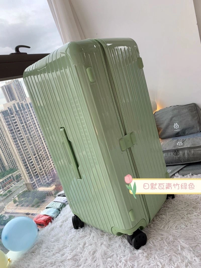 Mirror quality Rimowa Suitcase