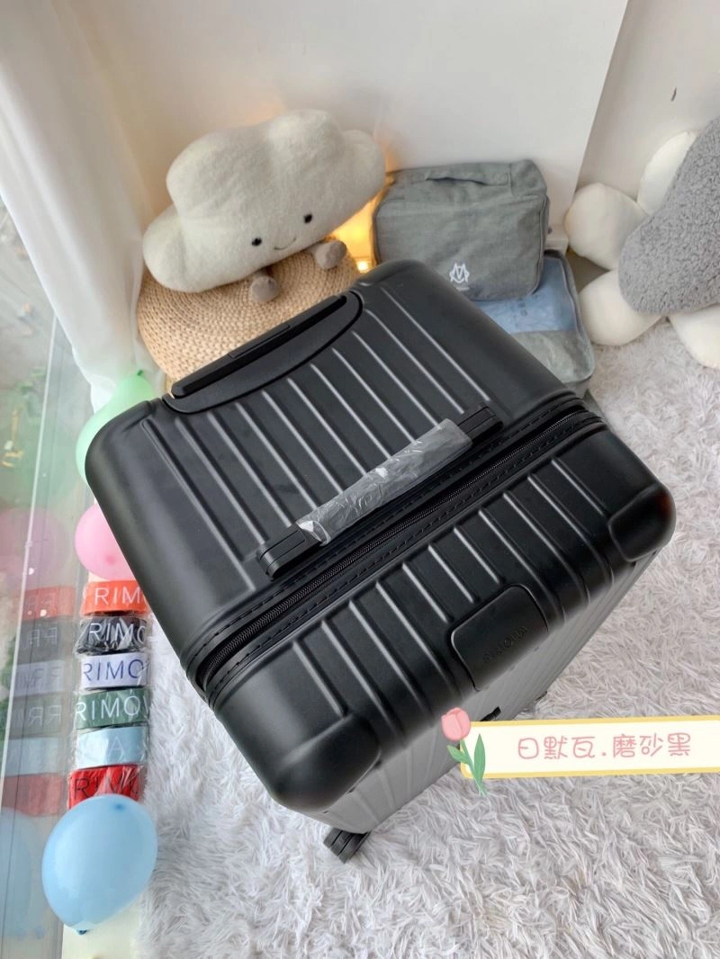 Accurate model Rimowa Suitcase
