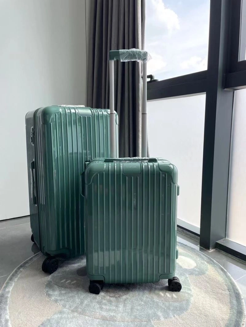 Mirror quality Rimowa Suitcase