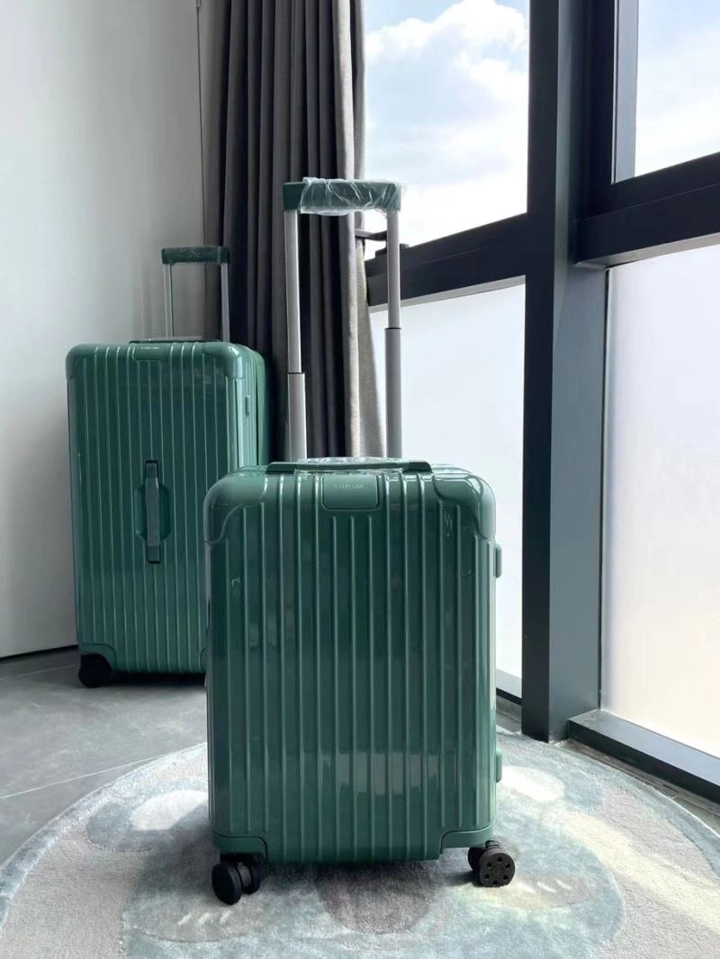 Mirror quality Rimowa Suitcase