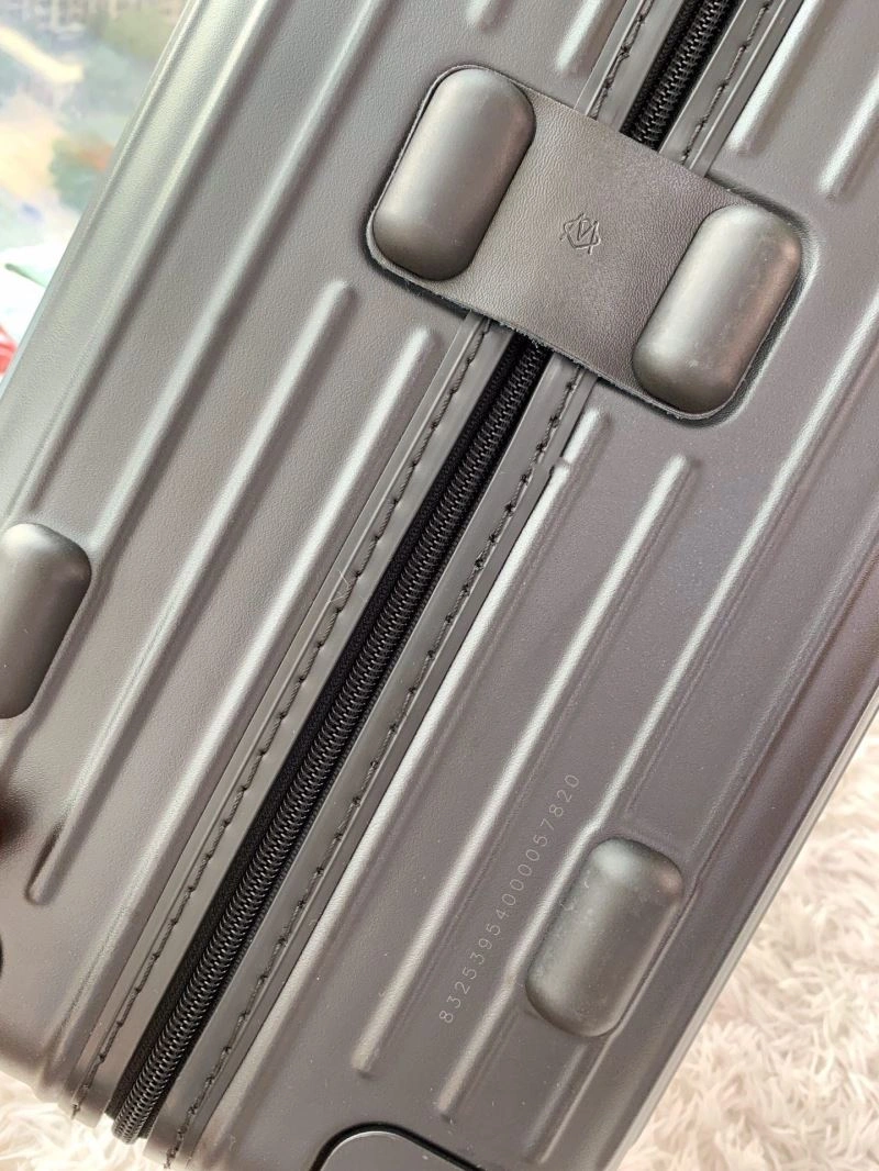 Perfect replica Rimowa Suitcase