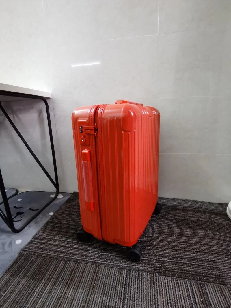 Legit Rimowa Suitcase