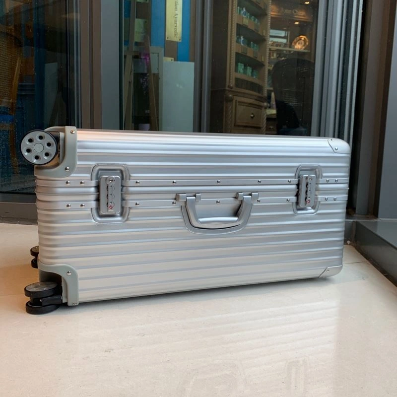 Indistinguishable Rimowa Suitcase