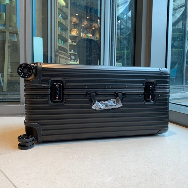 Precise copy Rimowa Suitcase
